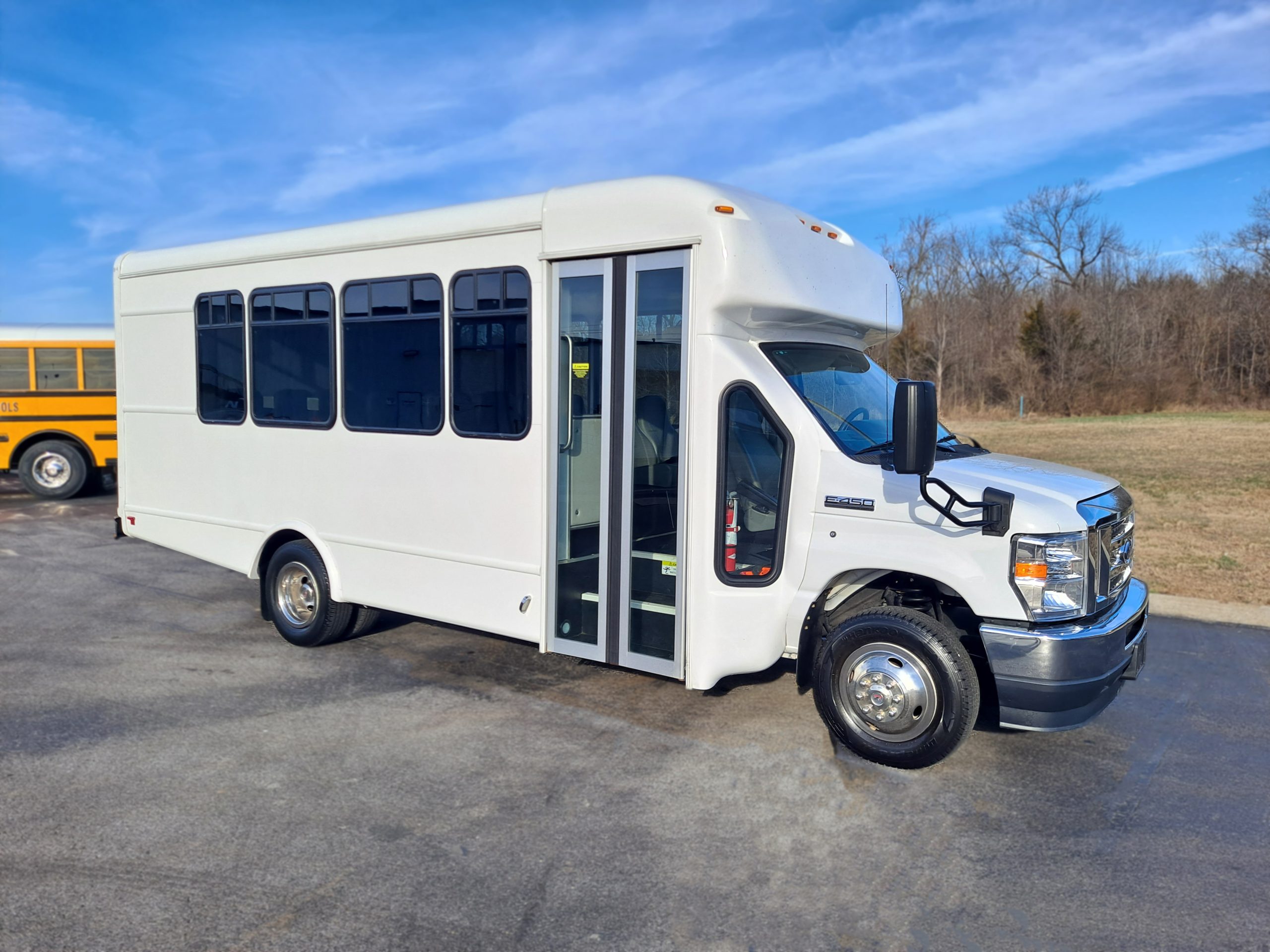 2023 StarTrans Senator